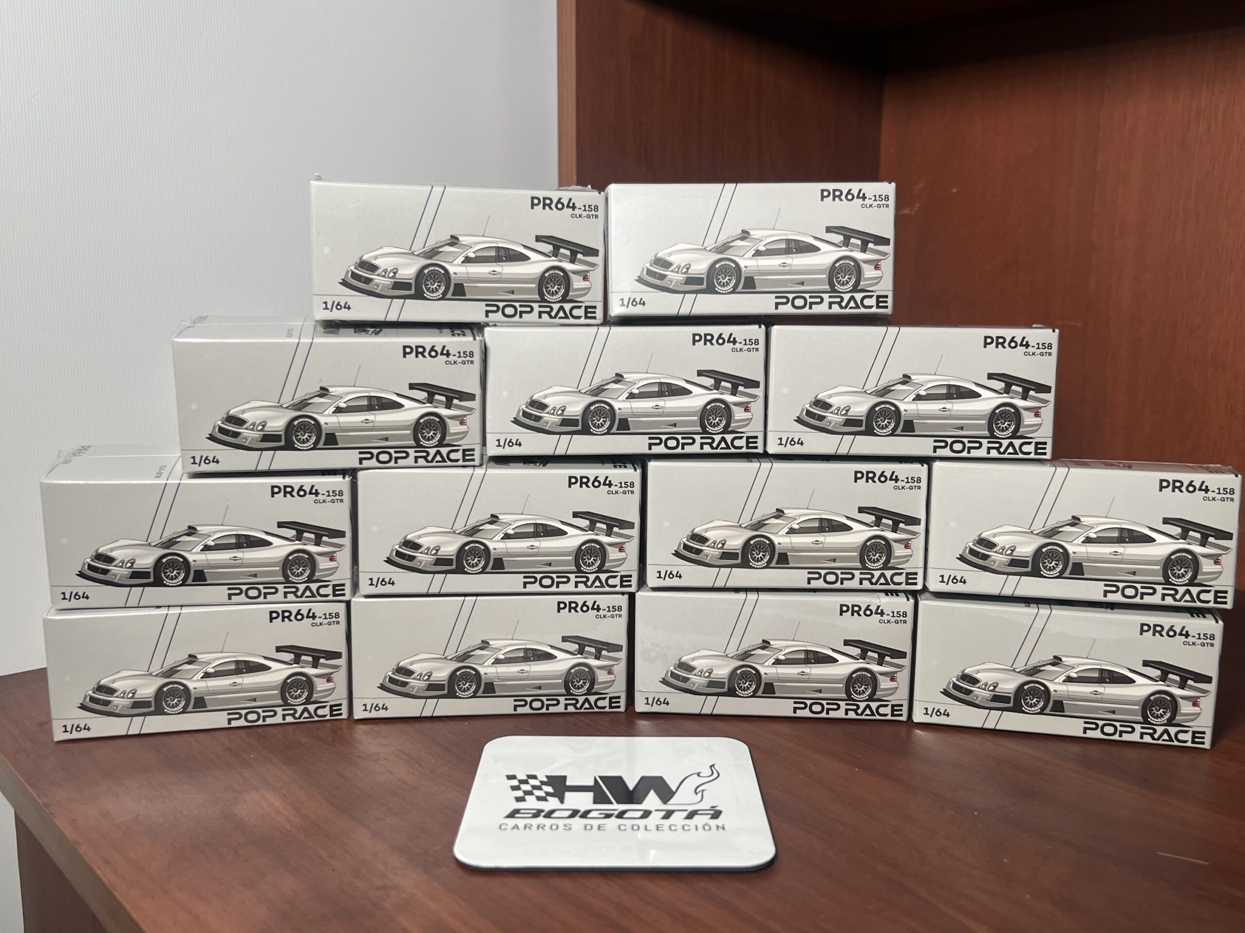 POPRACE 1/64 MERCEDES-BENZ AMG CLK GTR - SILVER | HW Bogotá