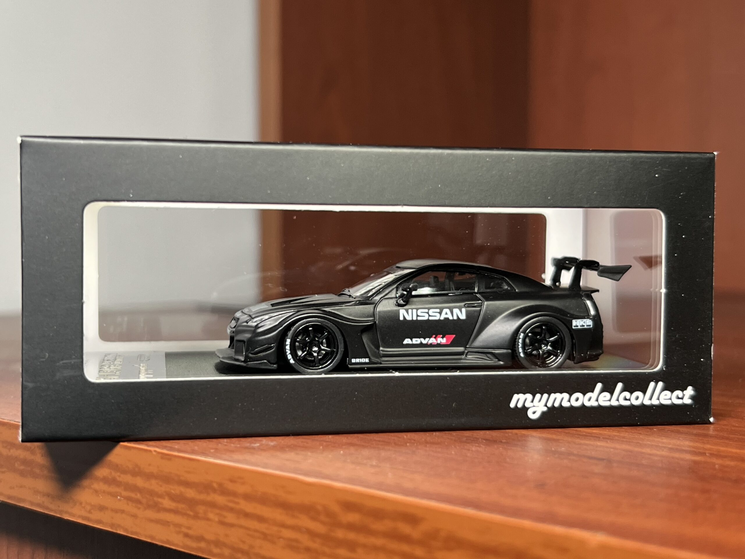 Mymodelcollect 1:64 LBWK Nissan GTR R35 Advan | HW Bogotá