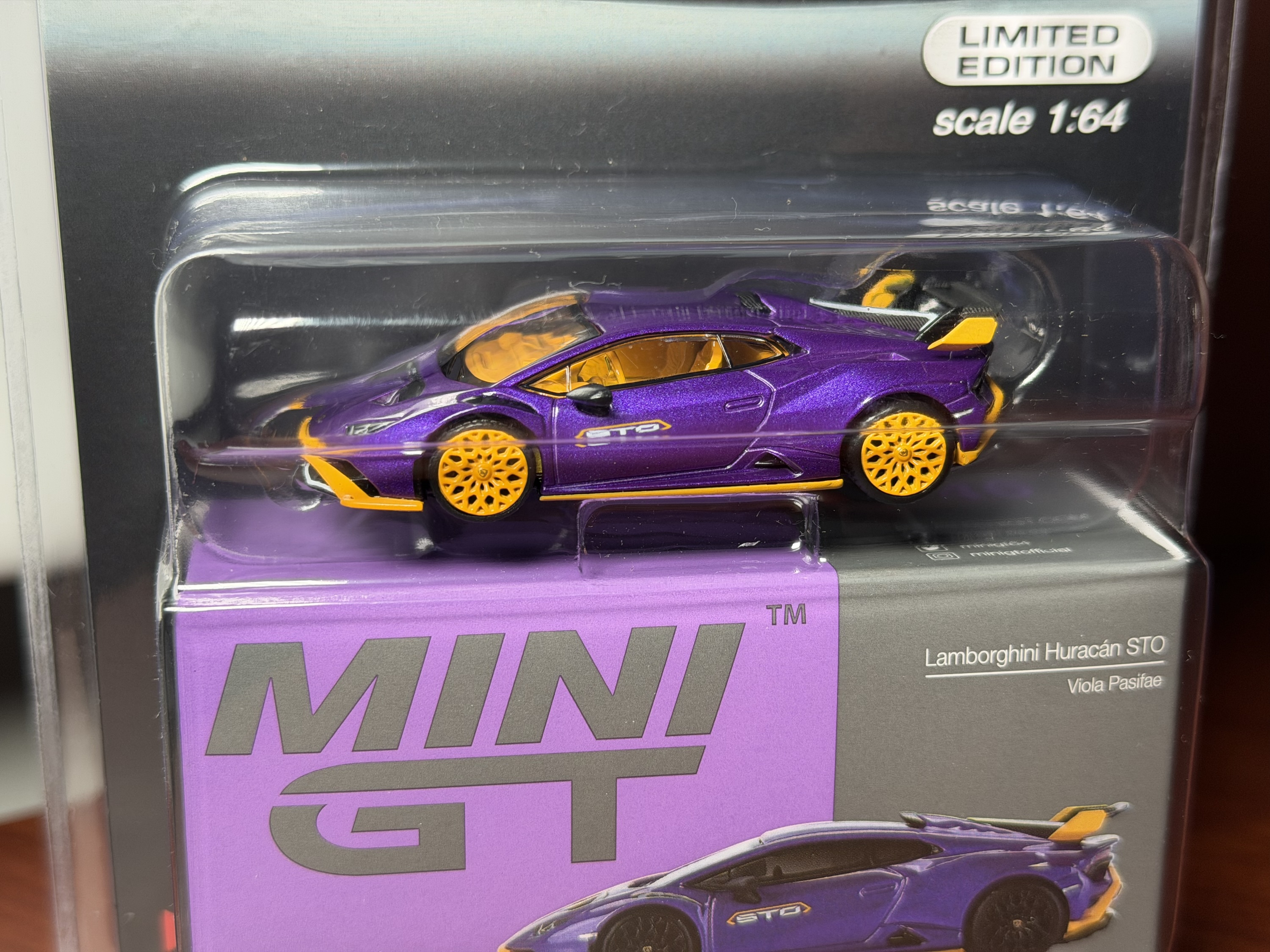 *CHASE* Mini GT 1:64 Lamborghini Huracán STO – Viola Pasifae | HW Bogotá