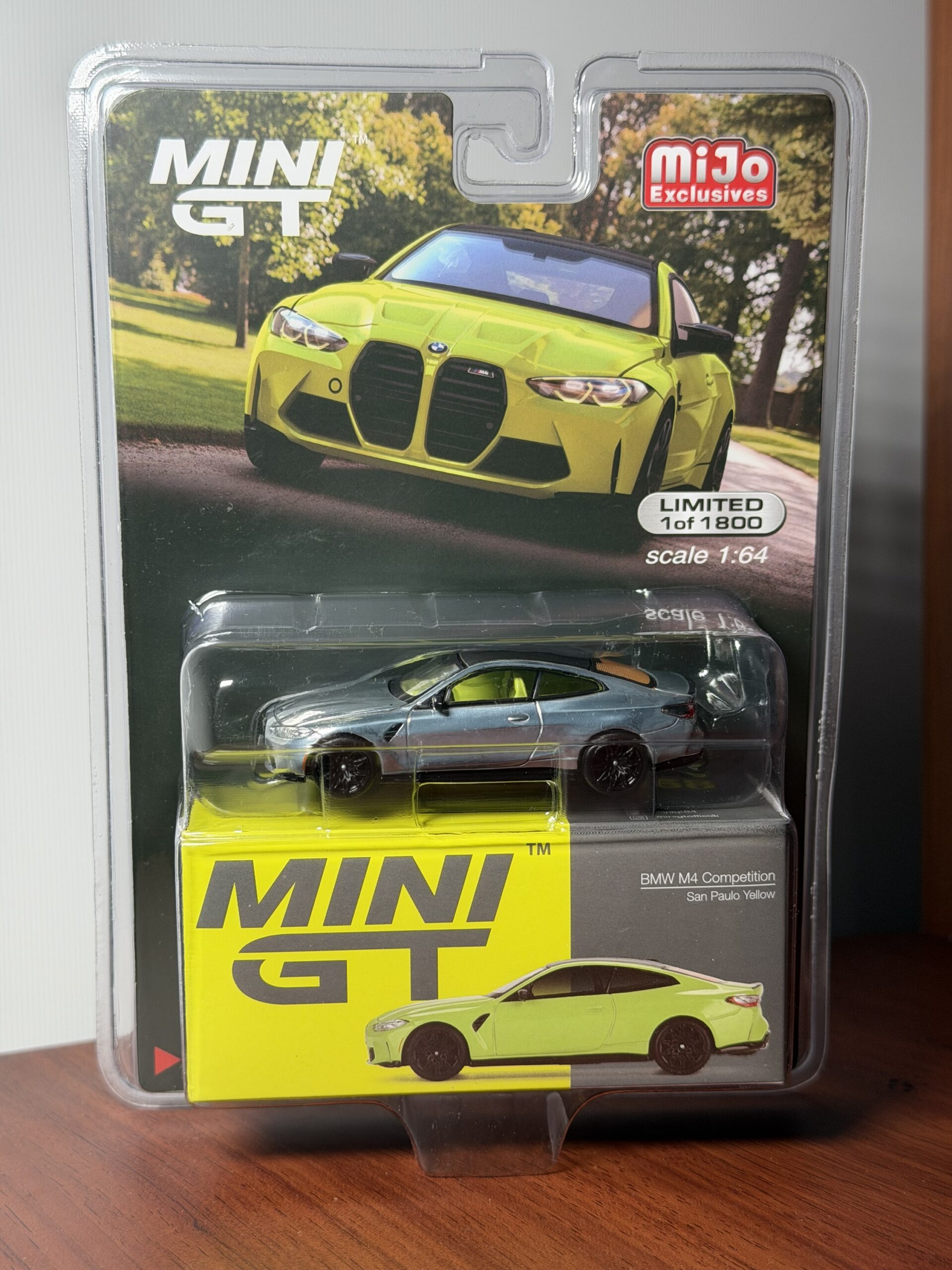 *CHASE* *CHASE* Mini GT 1:64 BMW M4 Competition (G82) Yellow | HW Bogotá