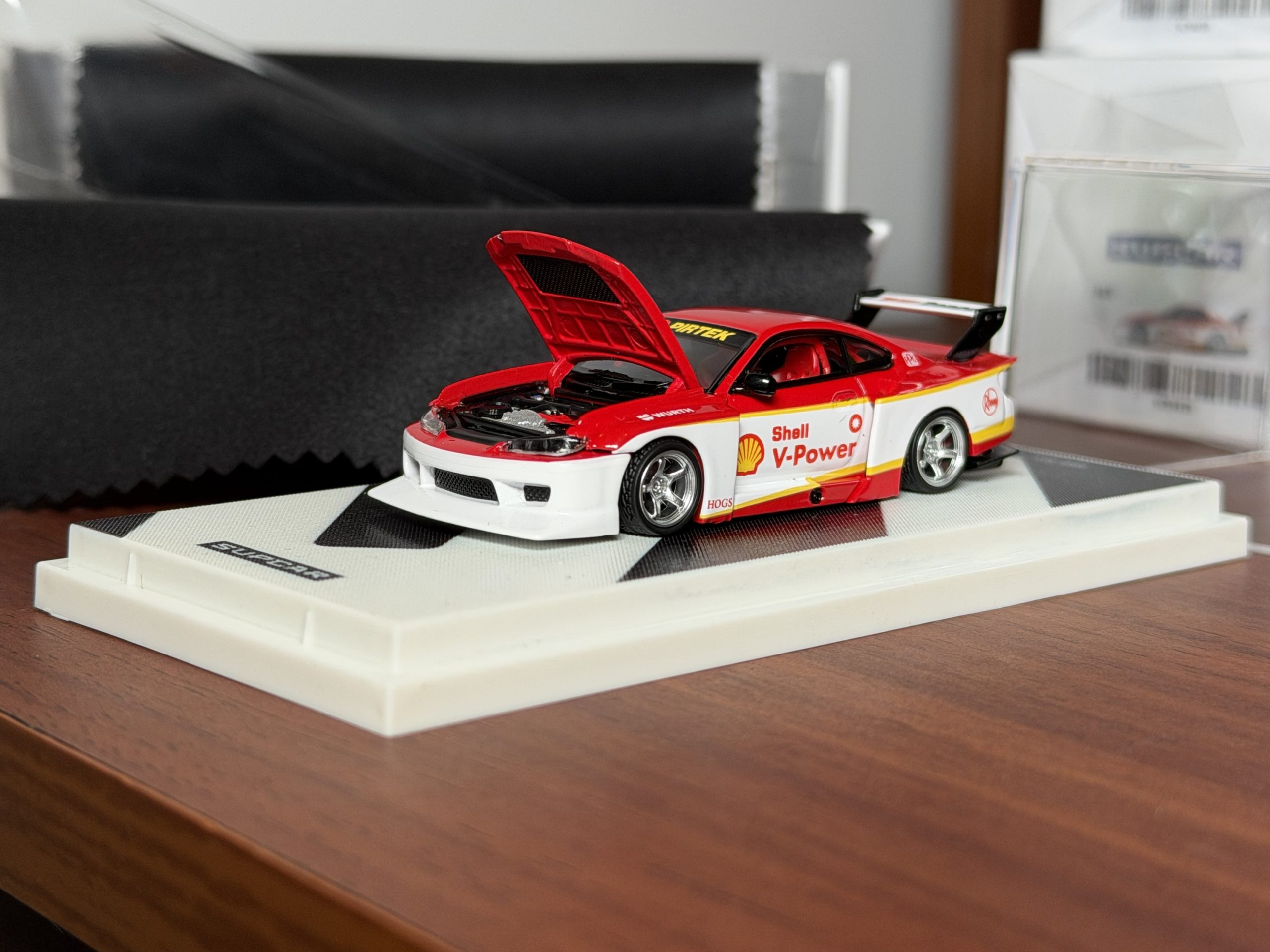 SUPCAR 1:64 Nissan Silvia S15 Shell con apertura de capó | HW Bogotá
